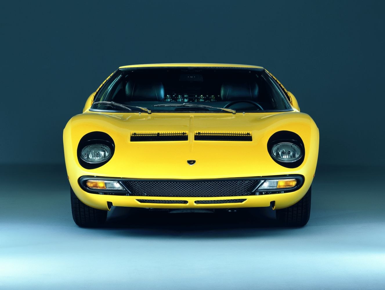 Lamborghini Miura technical specifications and fuel economy